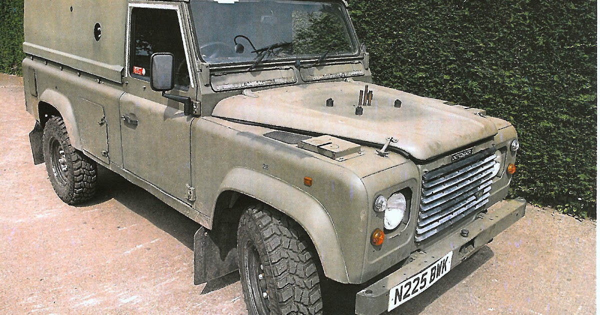 Landrover Defender: LANDROVER DEFENDER WOLF 110
