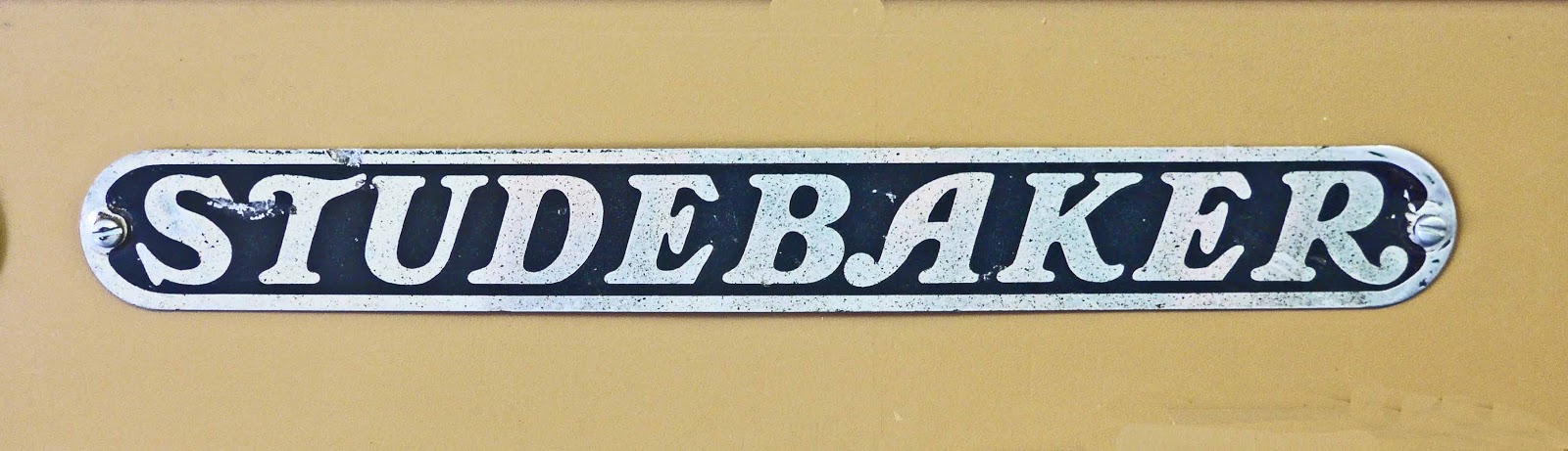 American Auto Emblems: STUDEBAKER