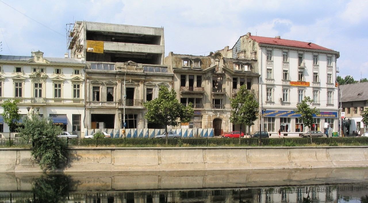 Turist în București: Strada Caldarari si str. Sepcari - Centrul Vechi ...