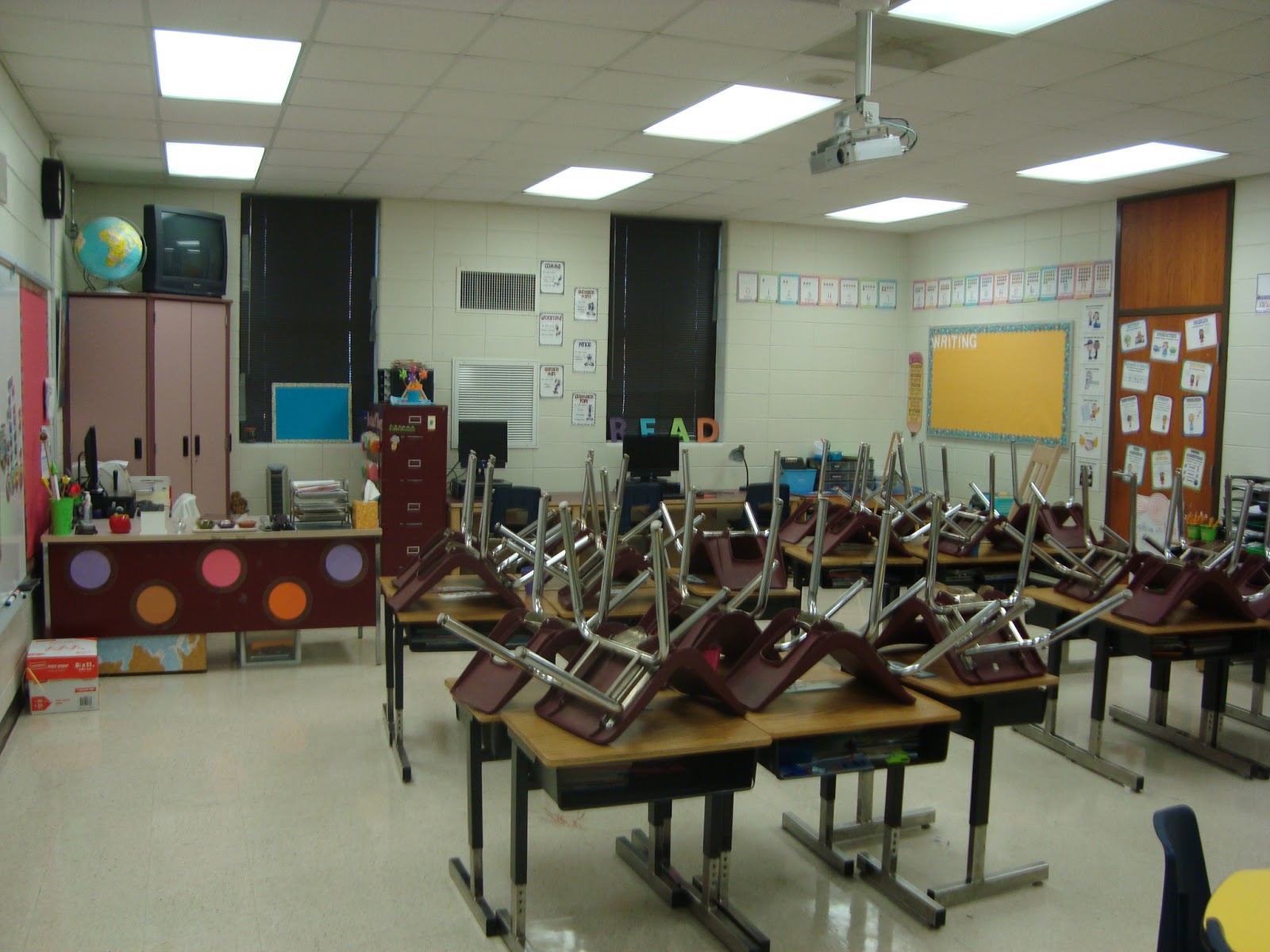 Teachery Tidbits: Classroom Photos 2012-2013