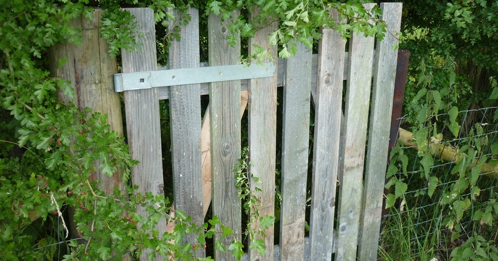 An English Homestead: Gates For Sheep