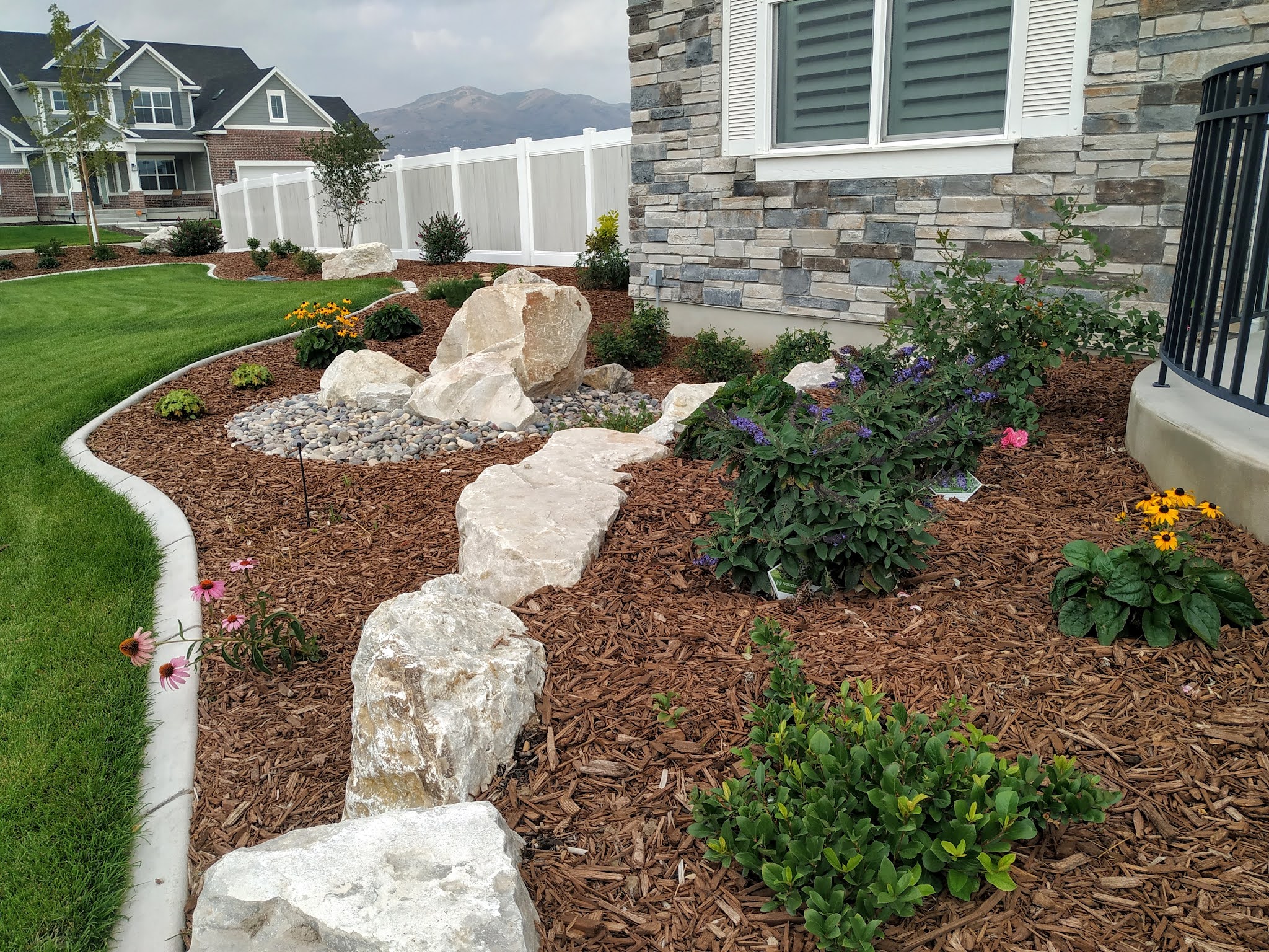 Saratoga Blooms Landscape Design