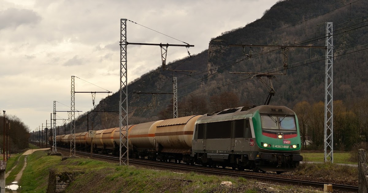 LA PASSION DU TRAIN: A Torcieu avec Tarek , 3 éme partie