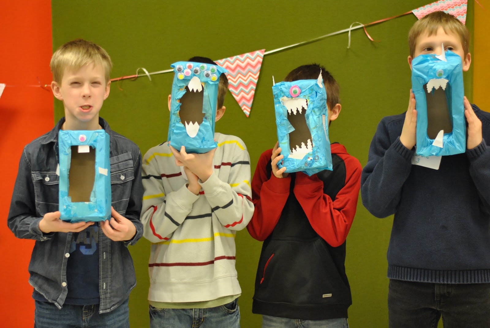 Kate's Kitchen: Valentines Monster Boxes