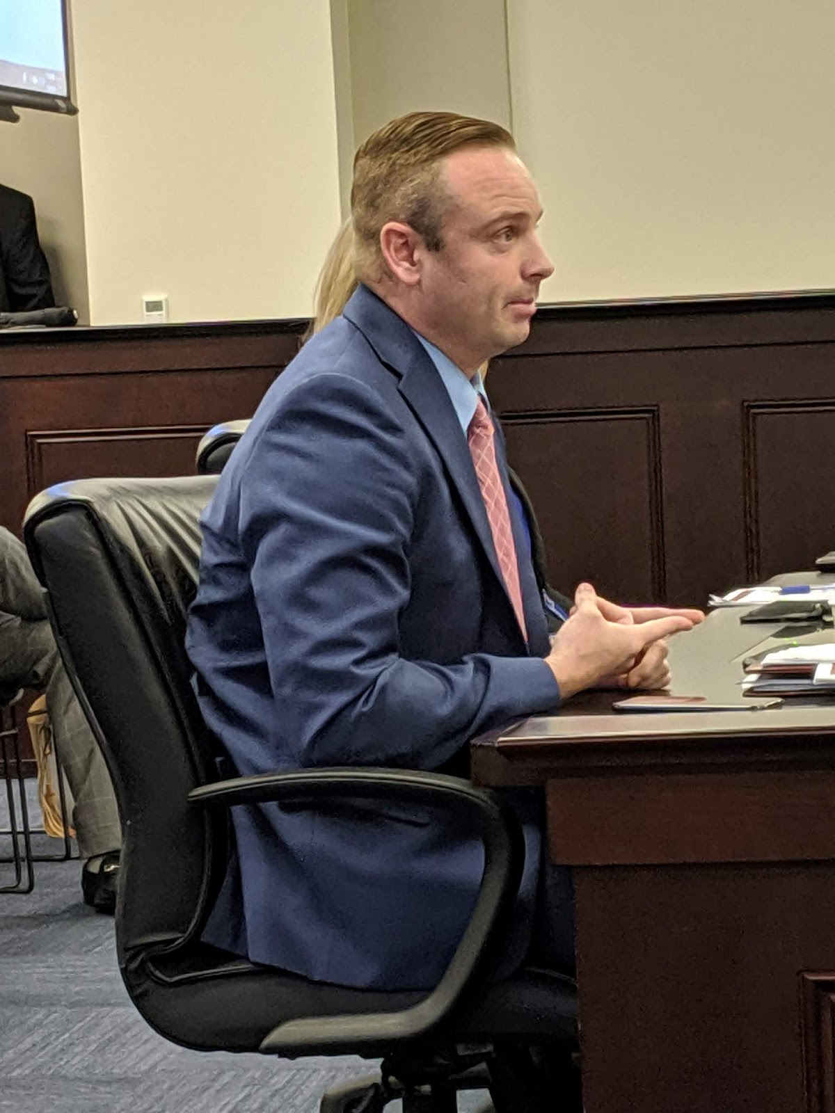 Medicaid contracts rejected by legislative committee; members of ...