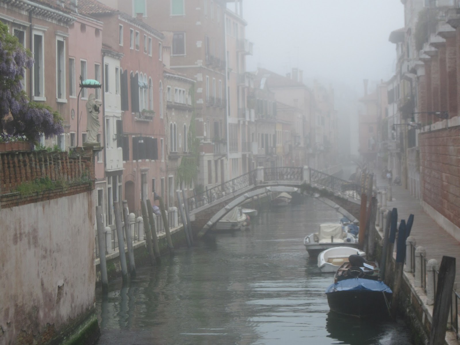 Peace of Tau: Venice Fog