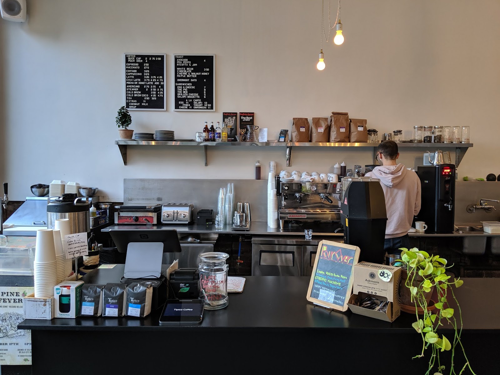 Pure Coffee Blog: Tipico Coffee