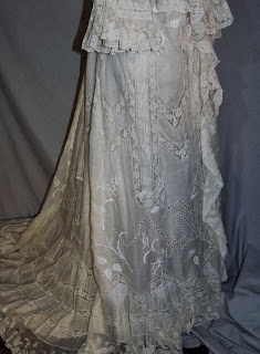 All The Pretty Dresses: Edwardian Dressing Robe