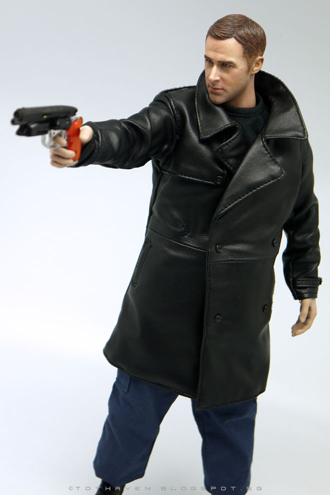toyhaven: Kitbash 1/6th scale Ryan Gosling as Blade Runner 2049 LAPD ...