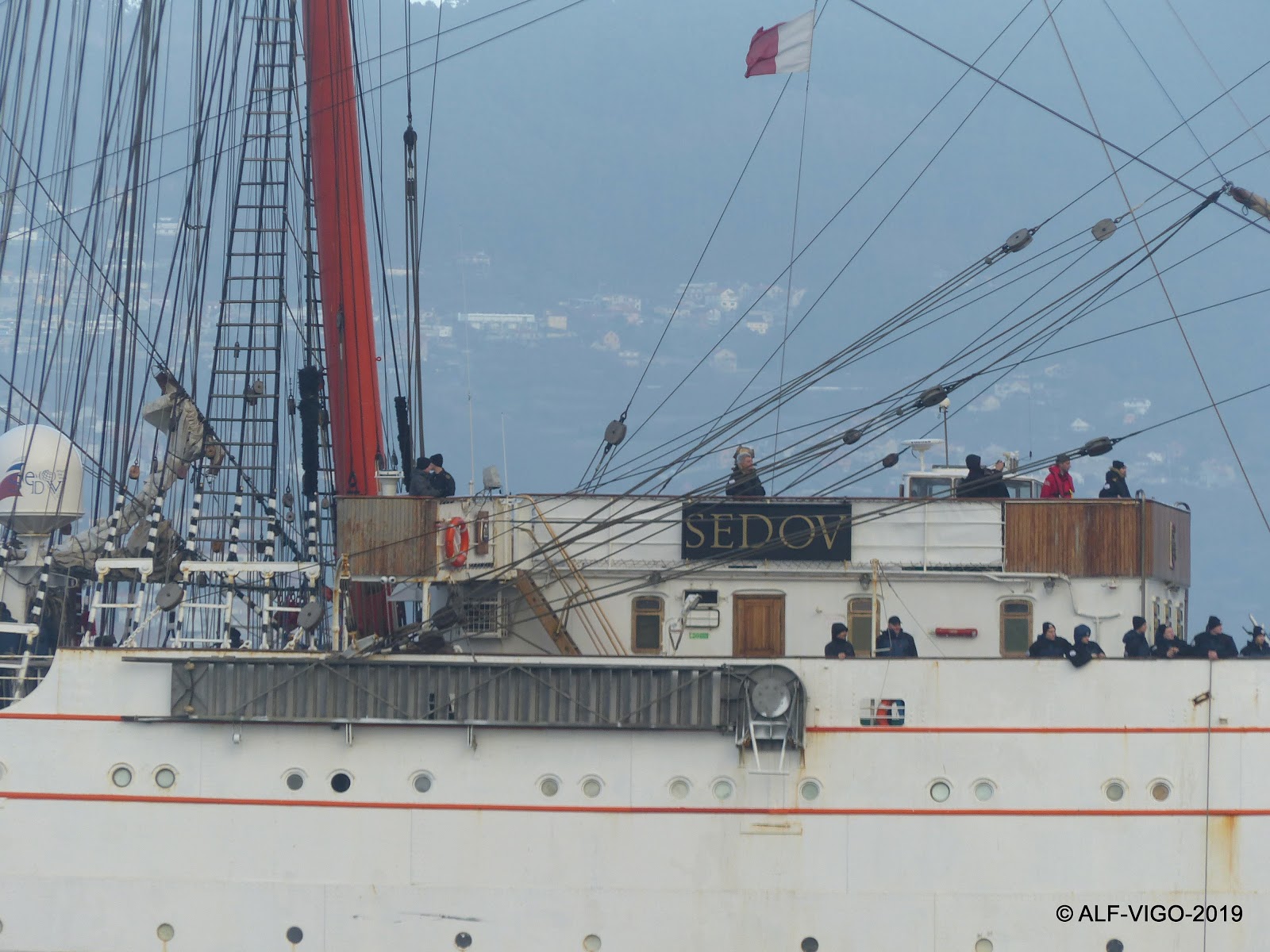 ALF Y SU MUNDO NAVAL: "STS SEDOV"