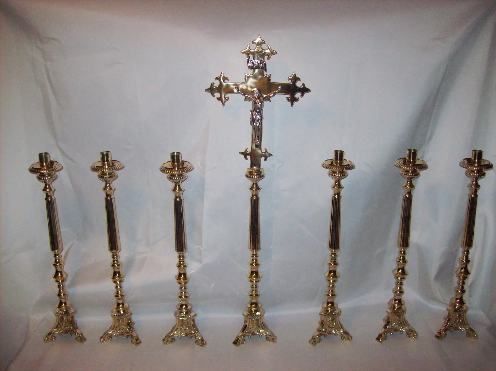 Sacred Heart Vestments: ***Antique Style Holy Family Altar Set***