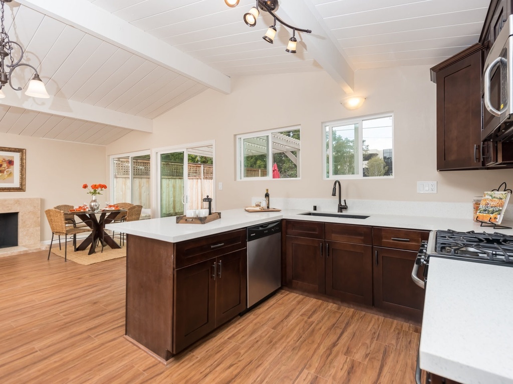 The Krisel Connection: Cabrillo Village 1957 Palmer & Krisel Designed ...