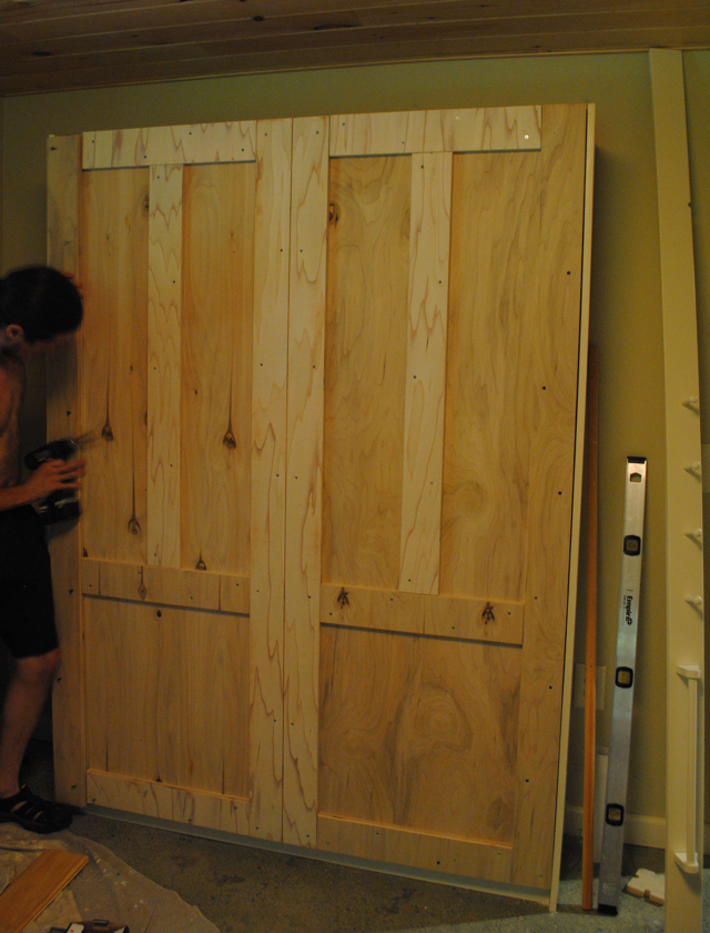 The Little Dog Blog: The Murphy Bed is (almost) Done!