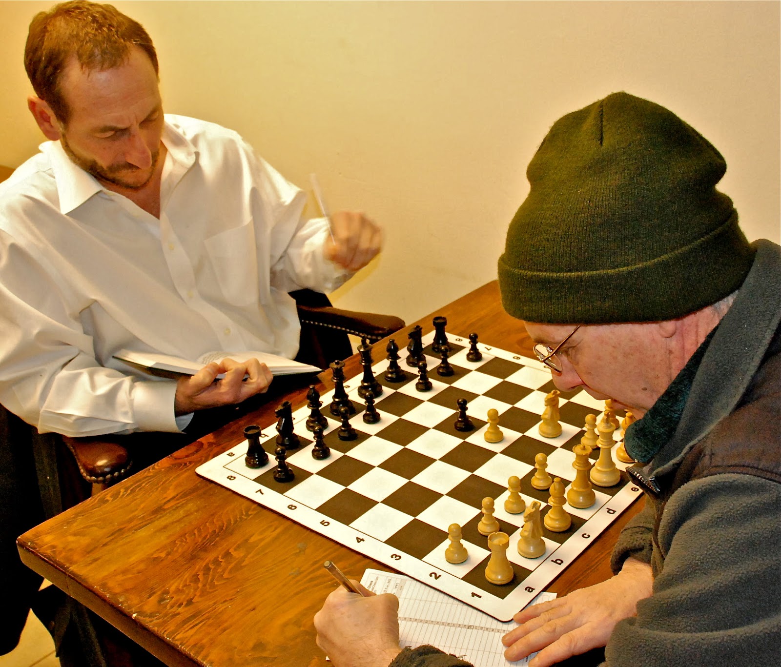 Boylston Chess Club Weblog: BCC PARAMOUNT: ROUND 4 STRATEGIES EMERGE