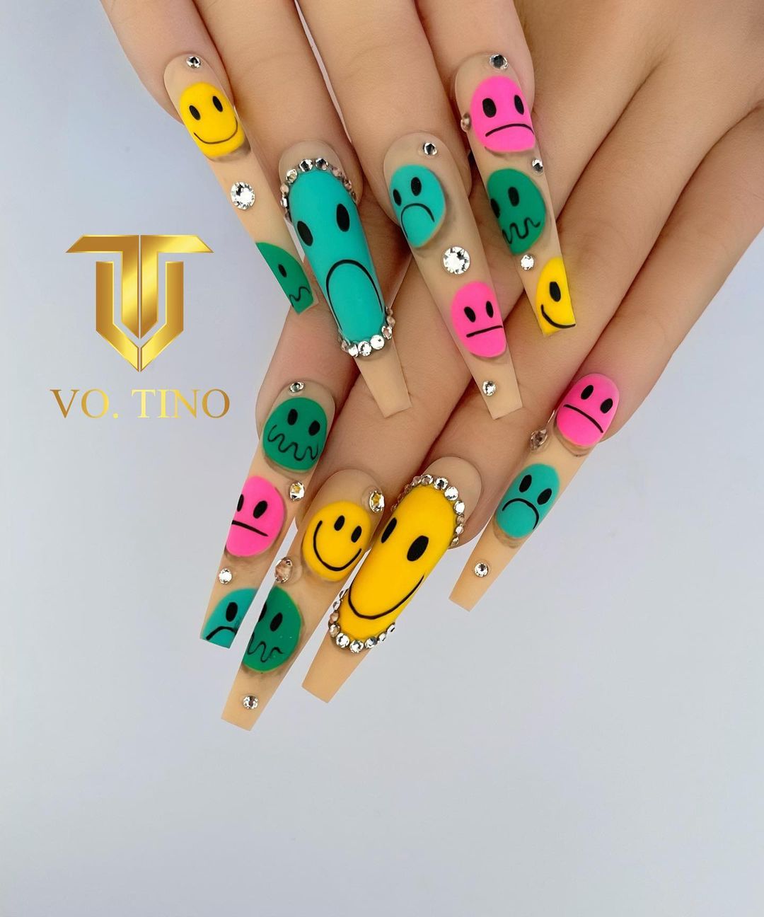Exclusive luxury nail art designs by Vo.tino | Melody Jacob