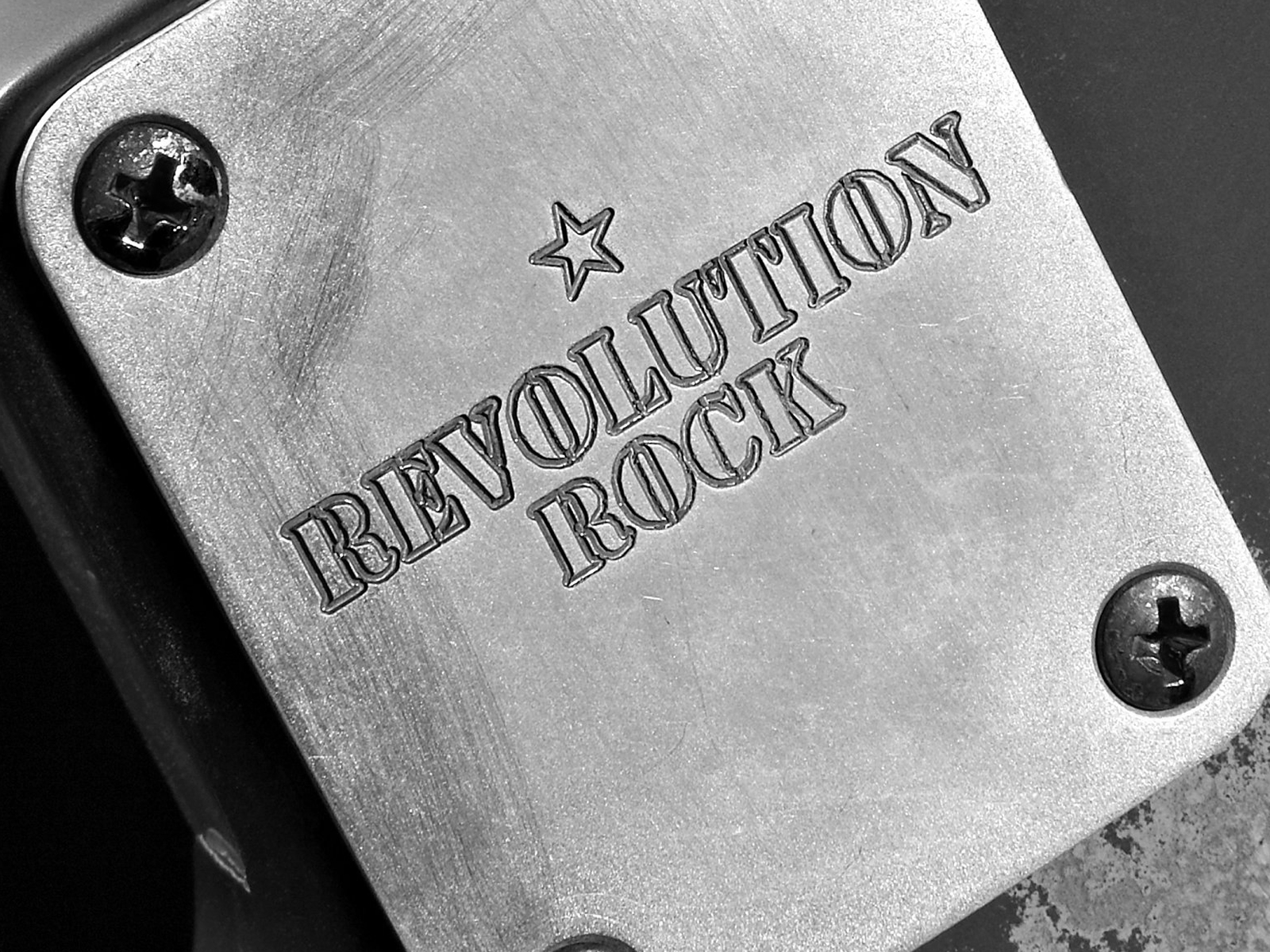 La Gente La Complica...: Revolution Rock - Covers de Covers