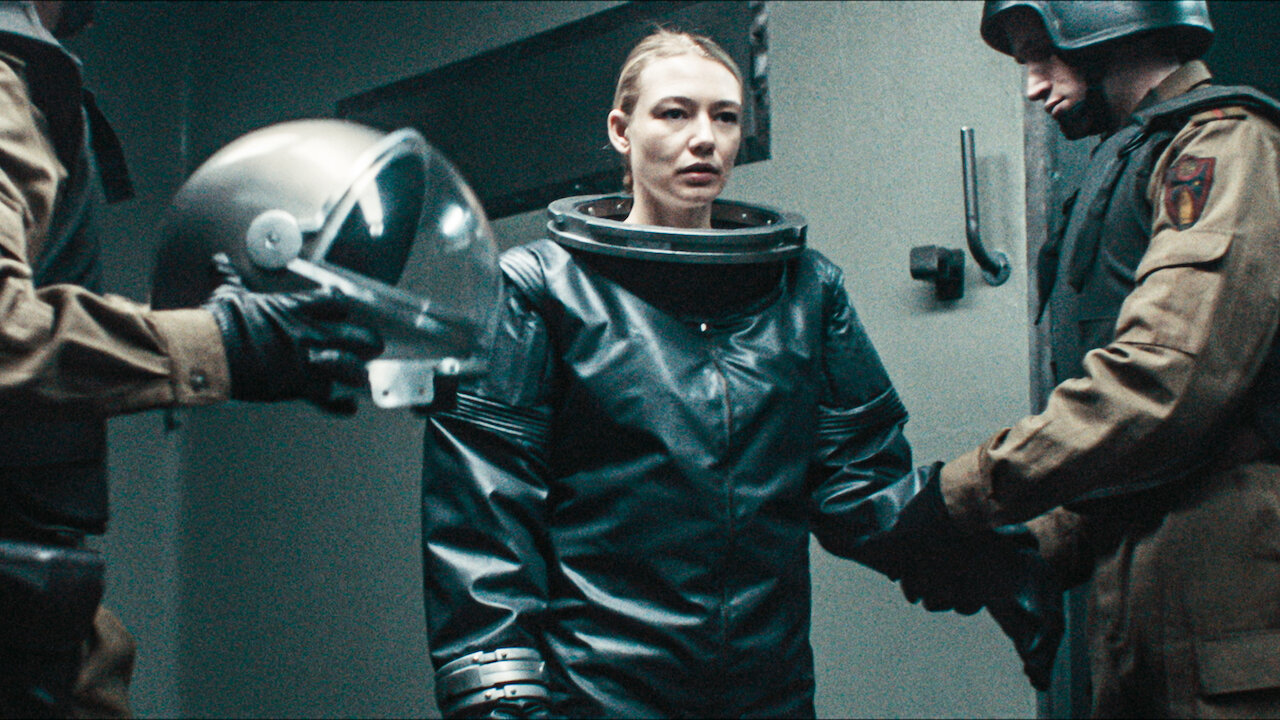 Un universo de Ciencia Ficción: 2020- SPUTNIK – Egor Abramenko