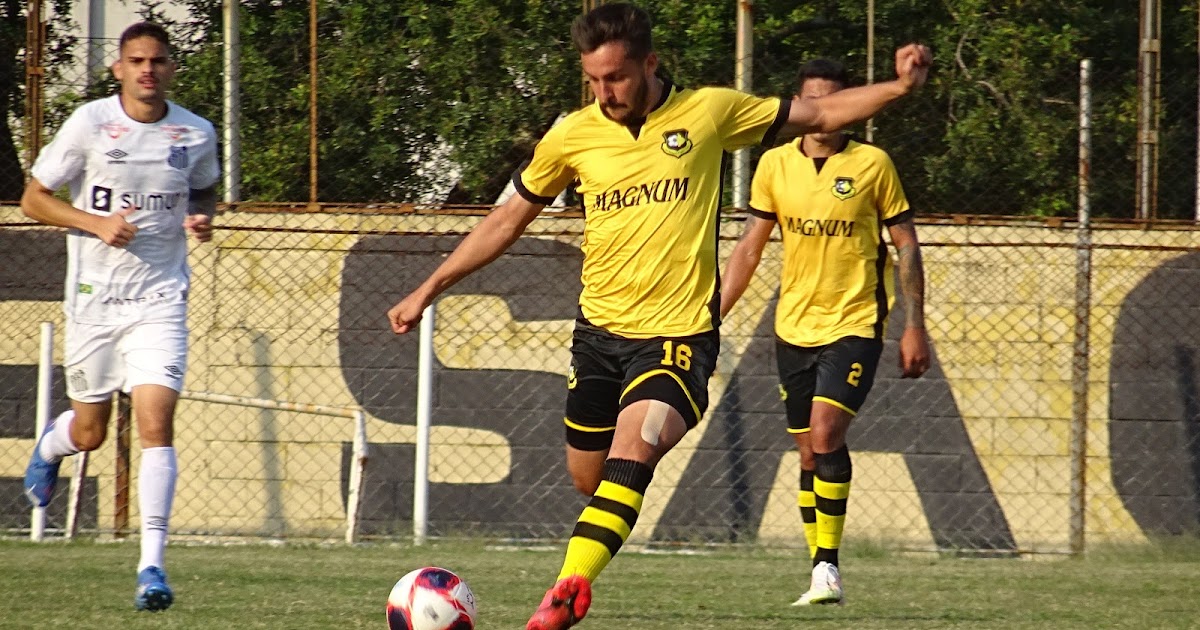 Giovani Pavani comemora estreia pelo São Bernardo FC na Copa Paulista ...