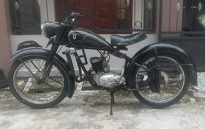 Jual motor kuno DKW UNION 125cc - LAPAK MOBIL DAN MOTOR BEKAS