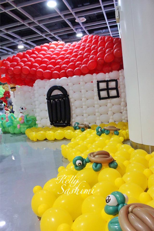 Belle de Balloon Artist: Guinness World Record, The Largest Balloon ...