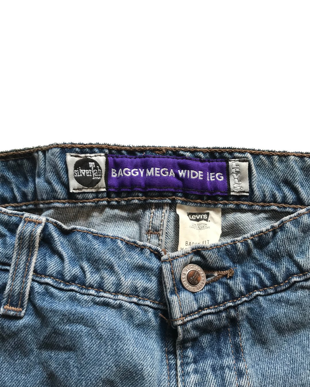 KWIN: 90's Levi’s SILVER TAB