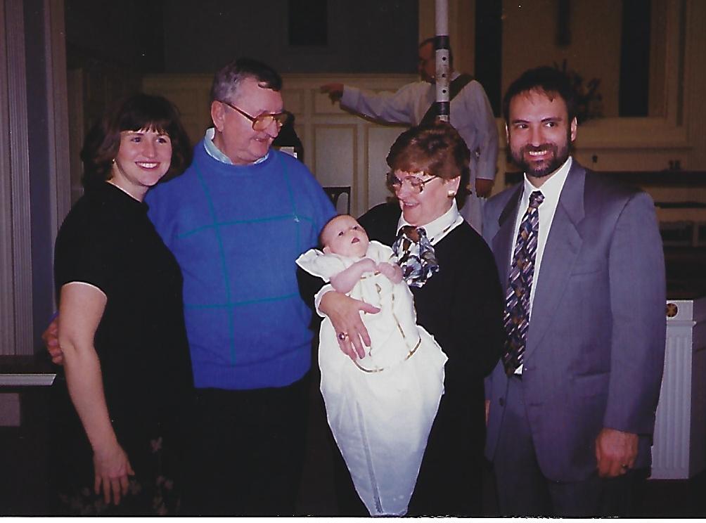 Boettcher/LeVangie Family Photos: #5 great aunt BETTY's grandchildren