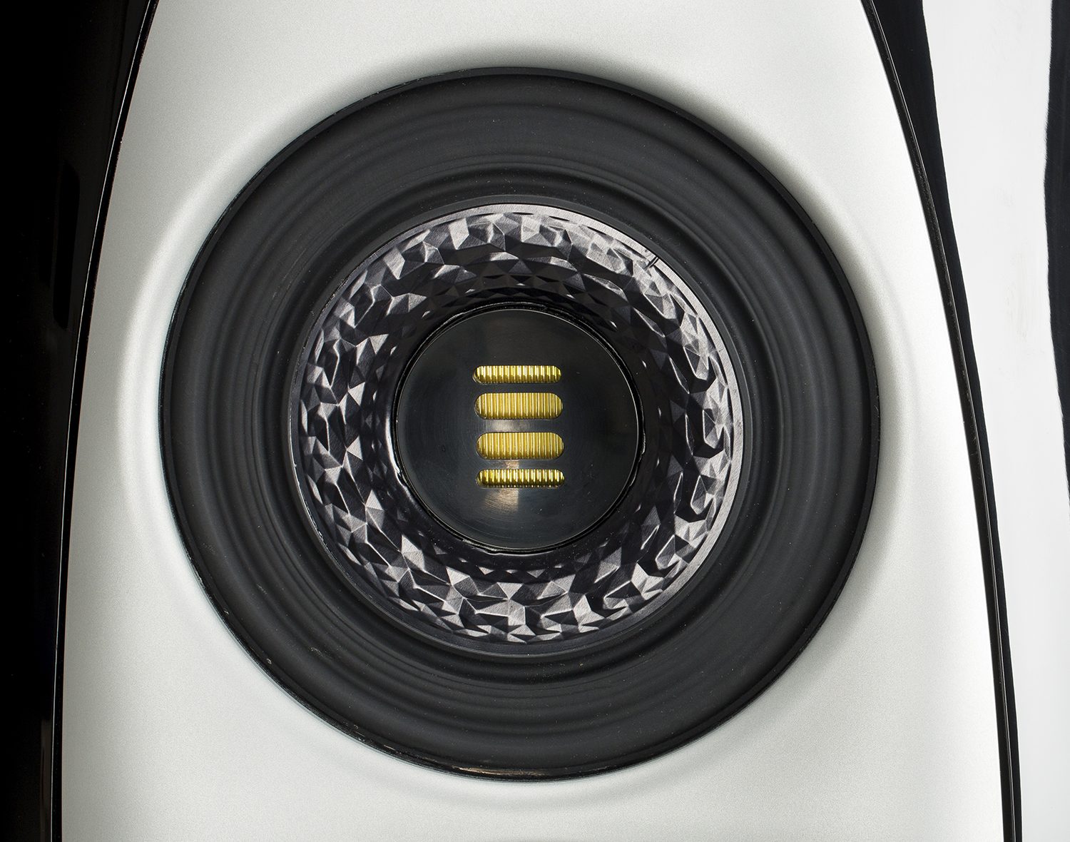 NEW ELAC CONCENTRO M SPEAKER – M & S | Ultimate High-Fidelity