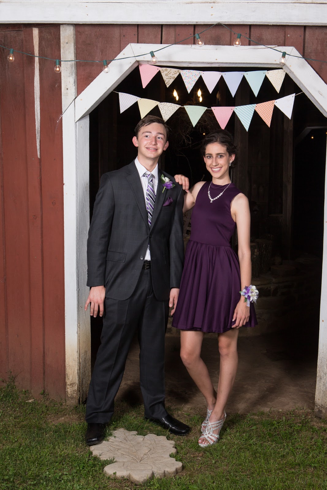 Queenie Eileenie: The Barn Prom!