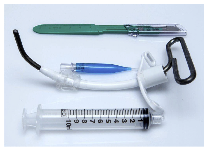 Webbingbabel: CricKey Cricothyroidotomy Device