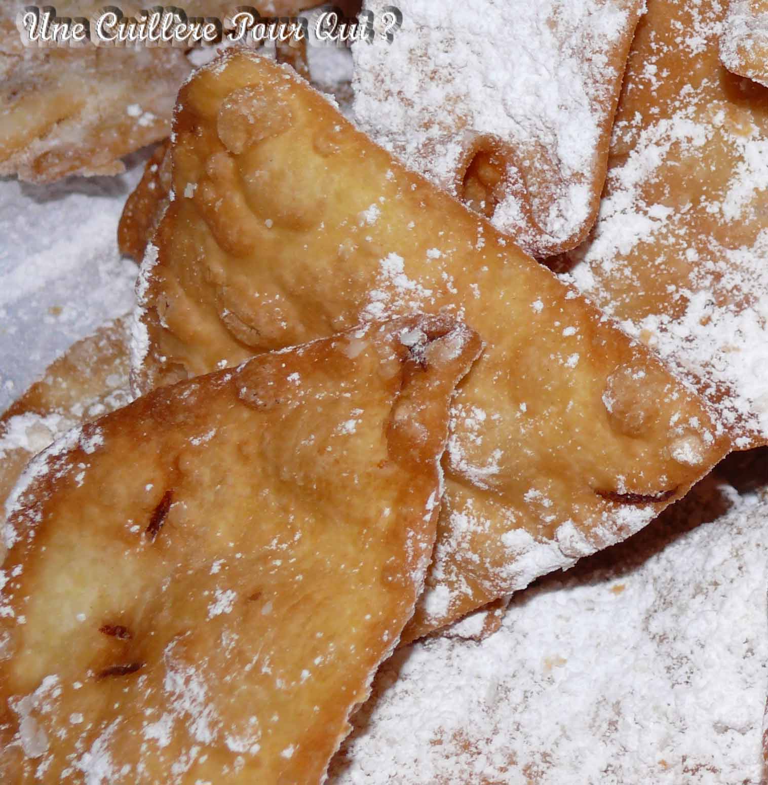 Une Cuillère Pour Qui?: Oreillettes