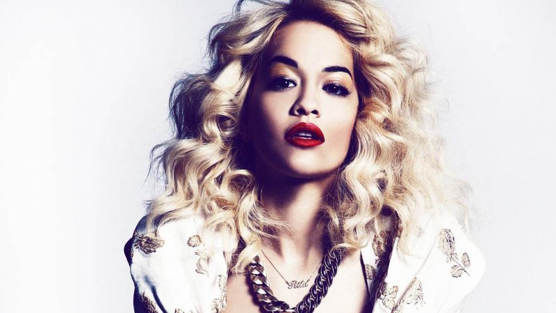 Amazing Looks of Beautiful and stylish British singer Rita Ora ~ Funky ...