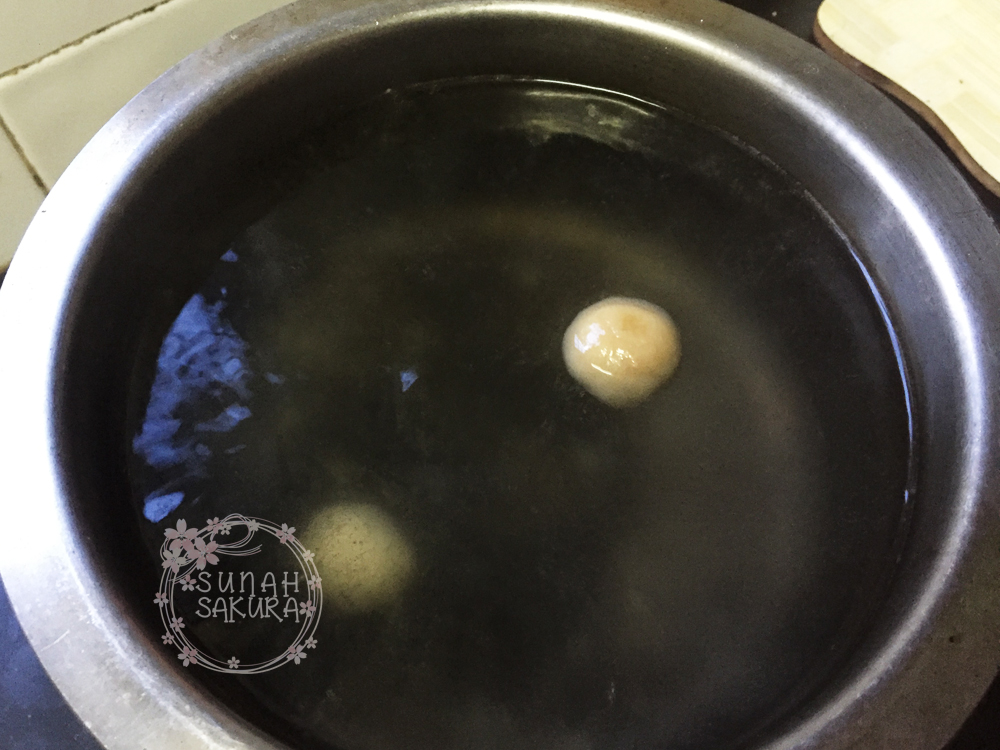 Resepi Step by Step Pengat Bebola Lempuk Durian dengan Pisang