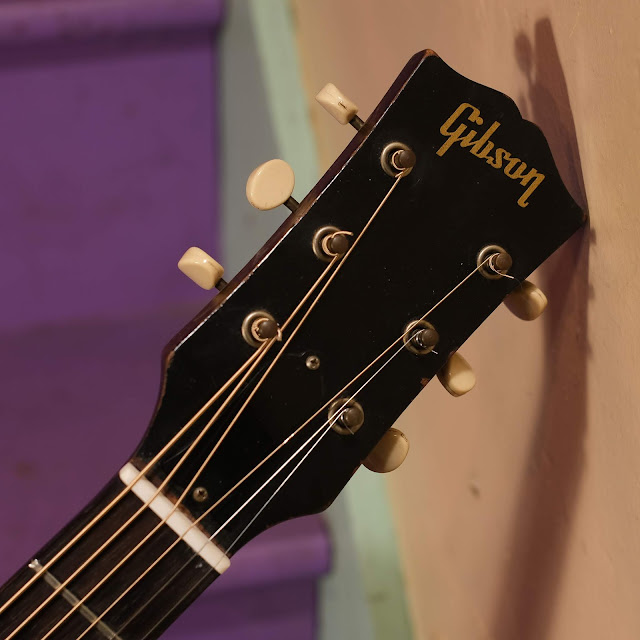 1959 Gibson LG-0 Flattop Guitar