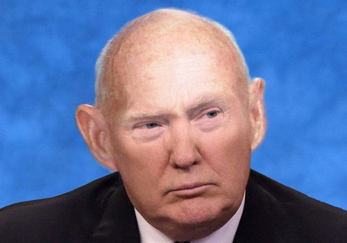 LE COQ EN FER: El último 4 de julio sin Trump/MIRANDO DE ABAJO