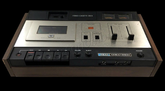 stereonomono - audio Hi Fi Compendium - 14 years on-line: Akai GXC-36D