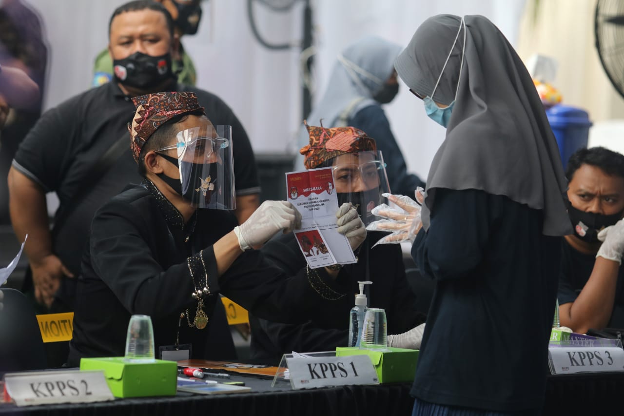 Aturan Mencoblos di Pilkada 2020 Masa Pandemi Covid-19 - INFO ASN ... Aturan Mencoblos di Pilkada 2020 Masa Pandemi Covid-19 - INFO ASN ...
