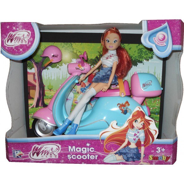 Nueva imagen de la muñeca Bloom City Girl en su Scooter - Winx Club All