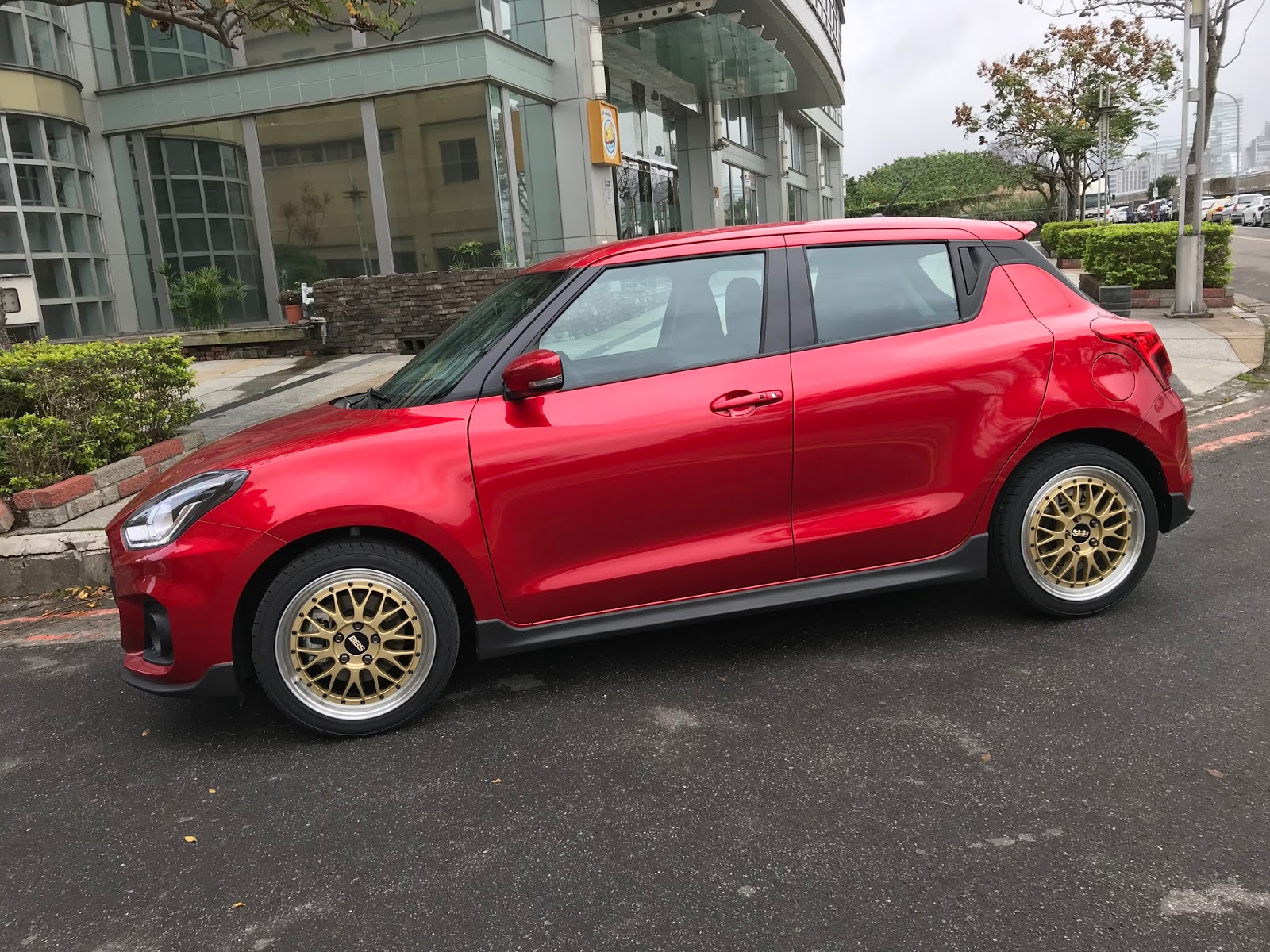 blog還要什麼名稱: zc33s 換bbs lm&s007a