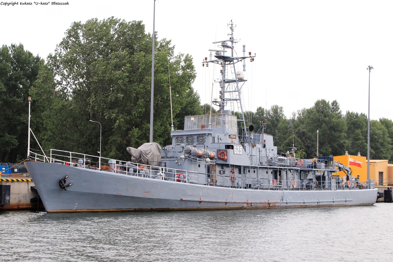 W obiektywie shipspottera czyli z migawką nad portową sadzawką: Z cyklu ...