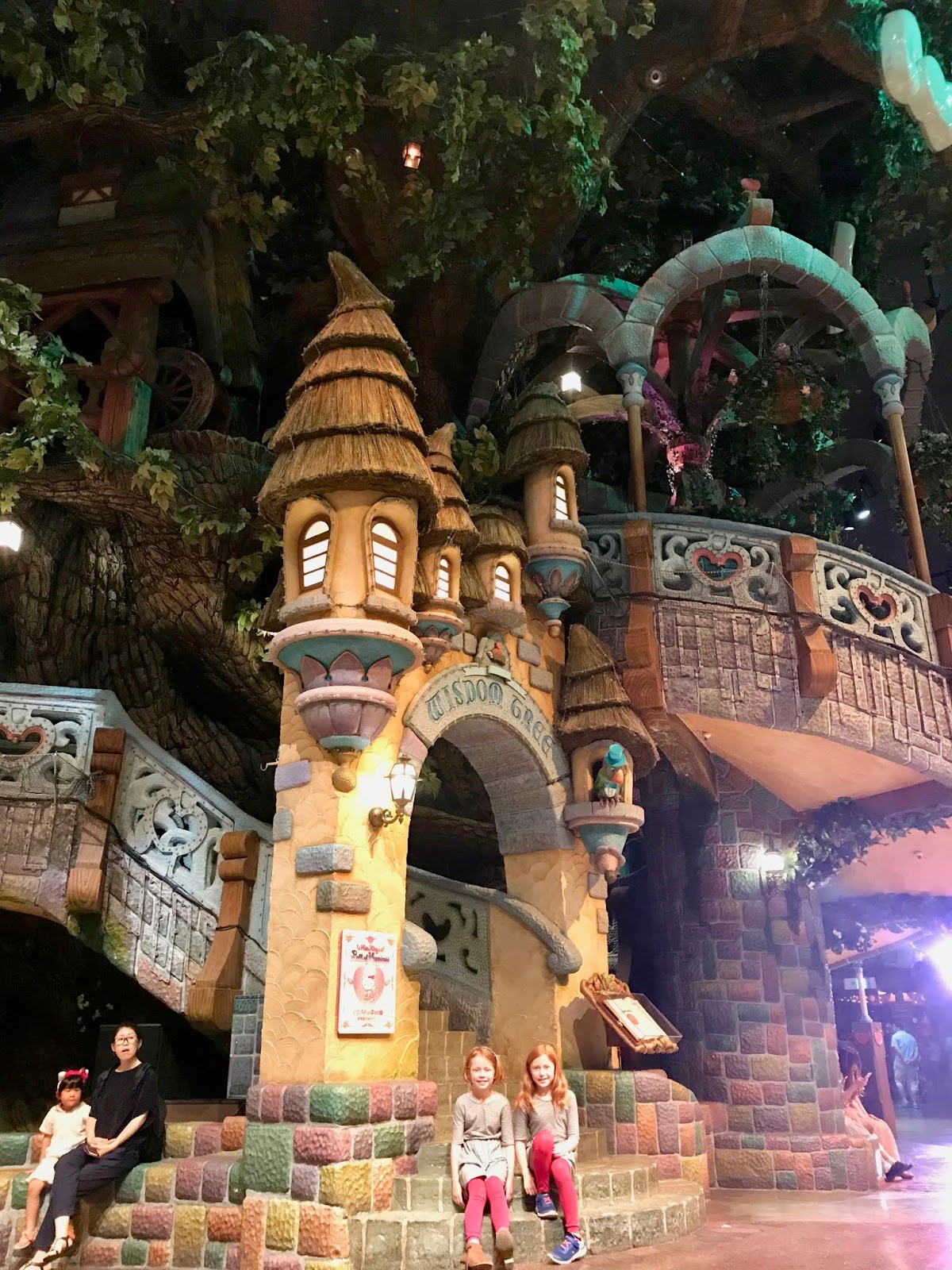 watch out for the woestmans: Hello Kittyland