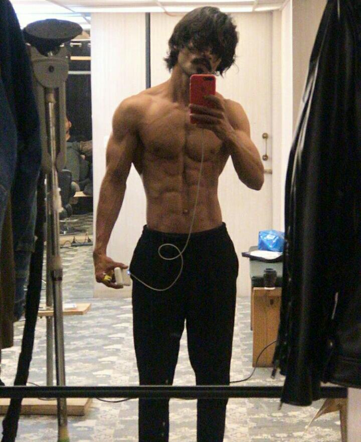 Shirtless Bollywood Men Indian Male Models Sexy Shirtless Selfie