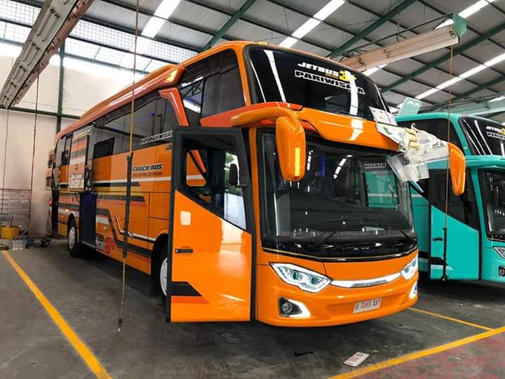 SEWA BUS WISATA PURWOKERTO: Po. B Coach Bus ( a member of 8888 family )