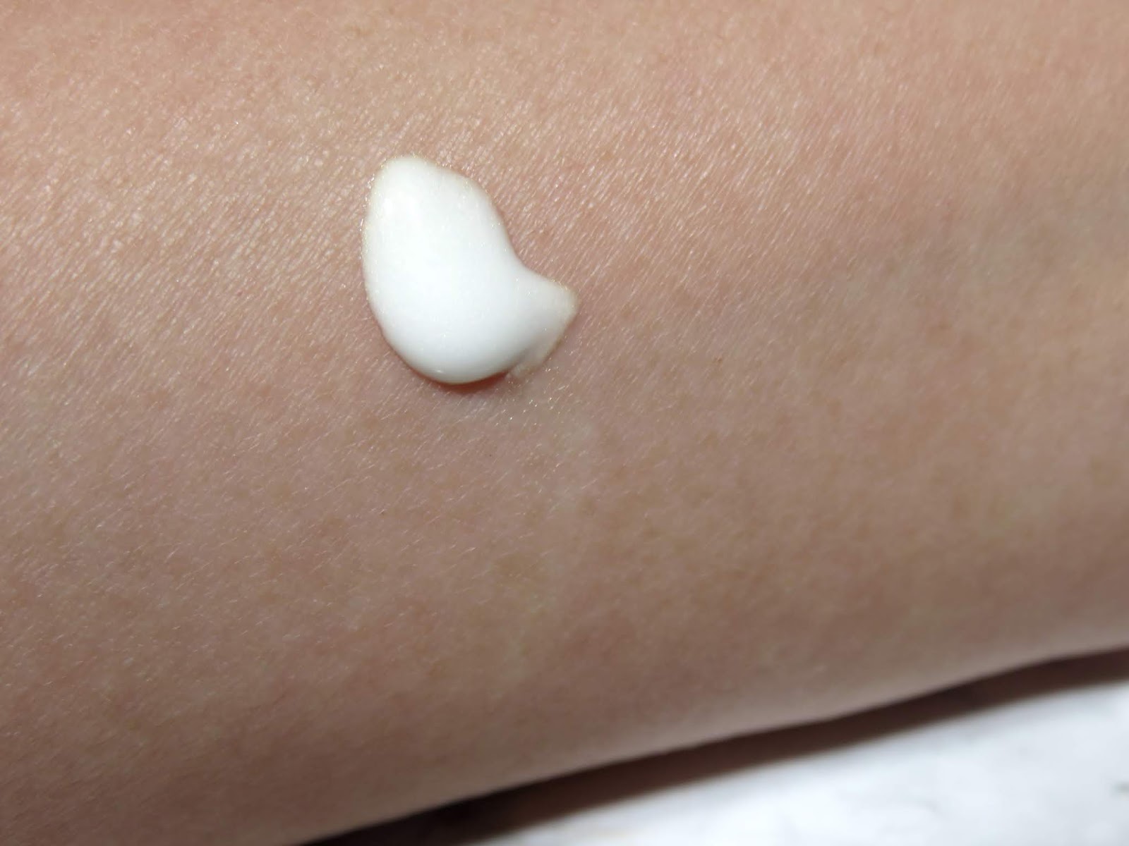 | Review | Victoria Beckham Beauty Cell Rejuvenating Priming ...