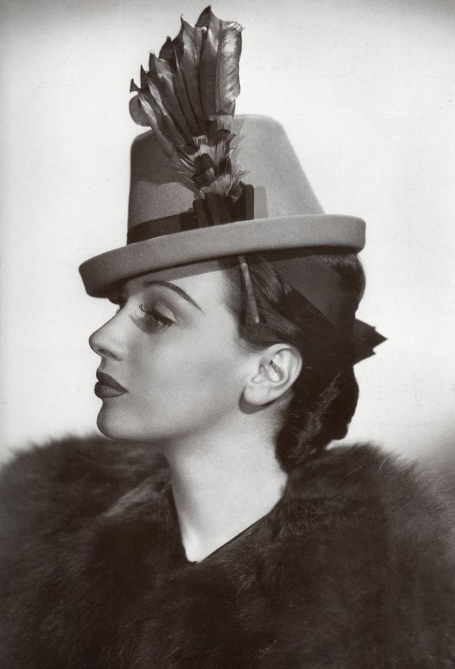 40 Fabulous Photos of Patricia Morison in the 1930s and ’40s ~ Vintage ...