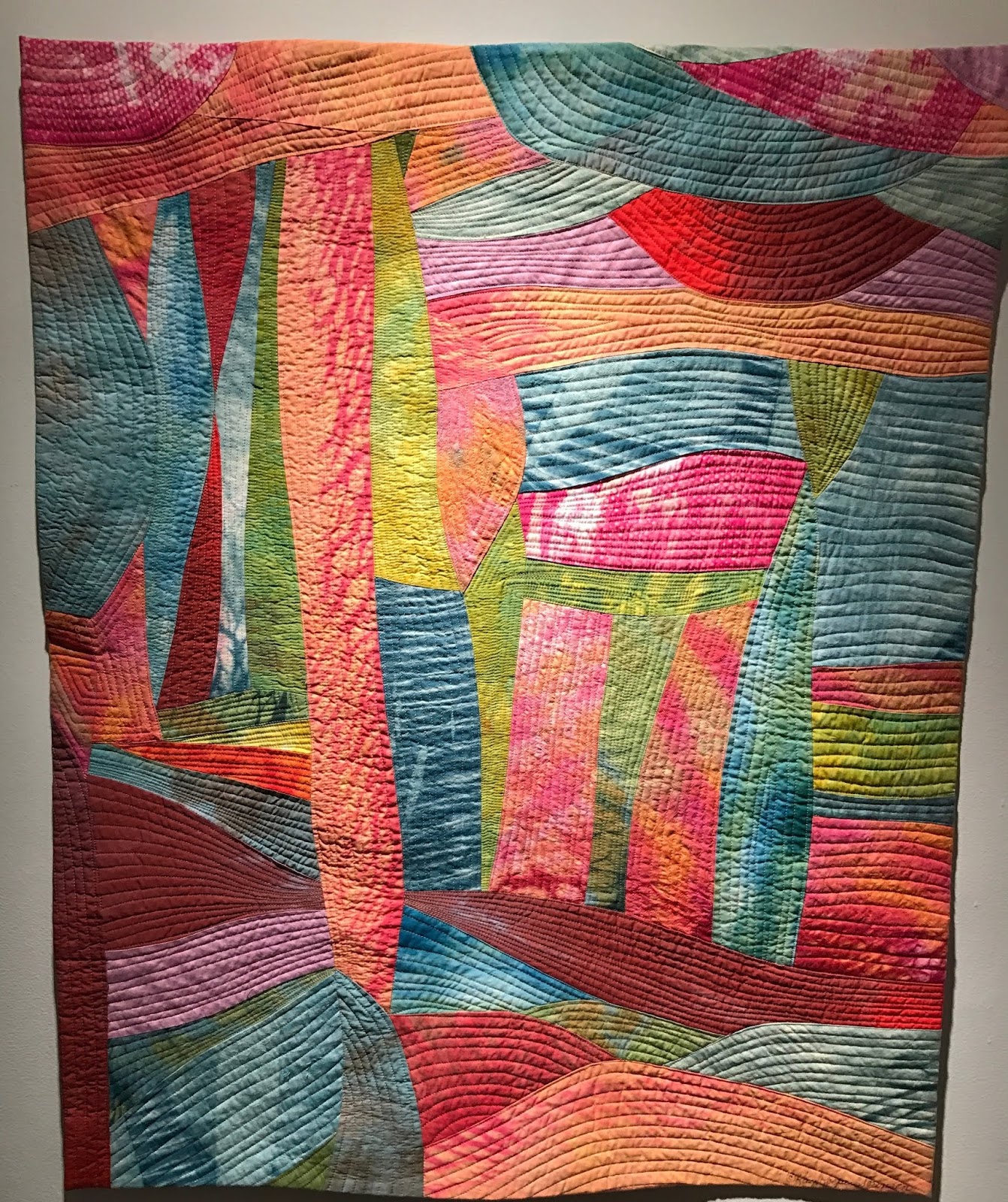 Quilts + Color: Free Form Curve Piecing Quilts