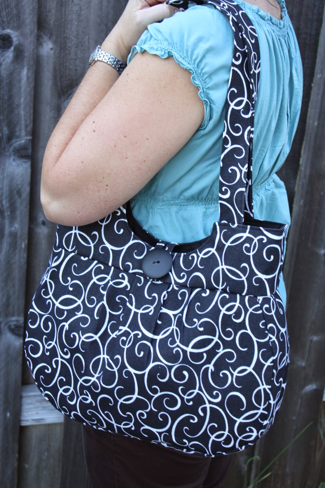 FALIA REVIEWS: CC Purses & Quick Look @ "Concealed Chic" CC Purses on Etsy