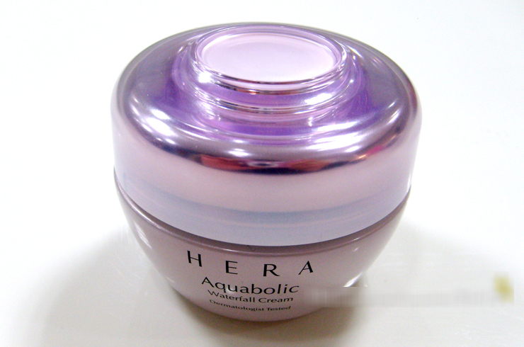 Beauty Story: a high-moisturizing cream Recommend for HERA Aquabolic ...
