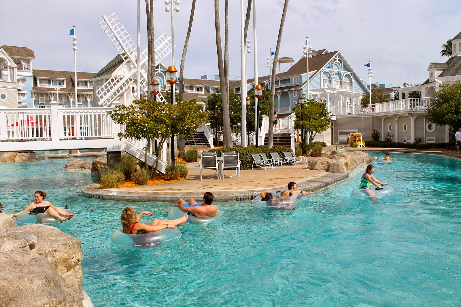 grass stains: Disney 2014: Day 5 (Disney's Beach Club & Pool)