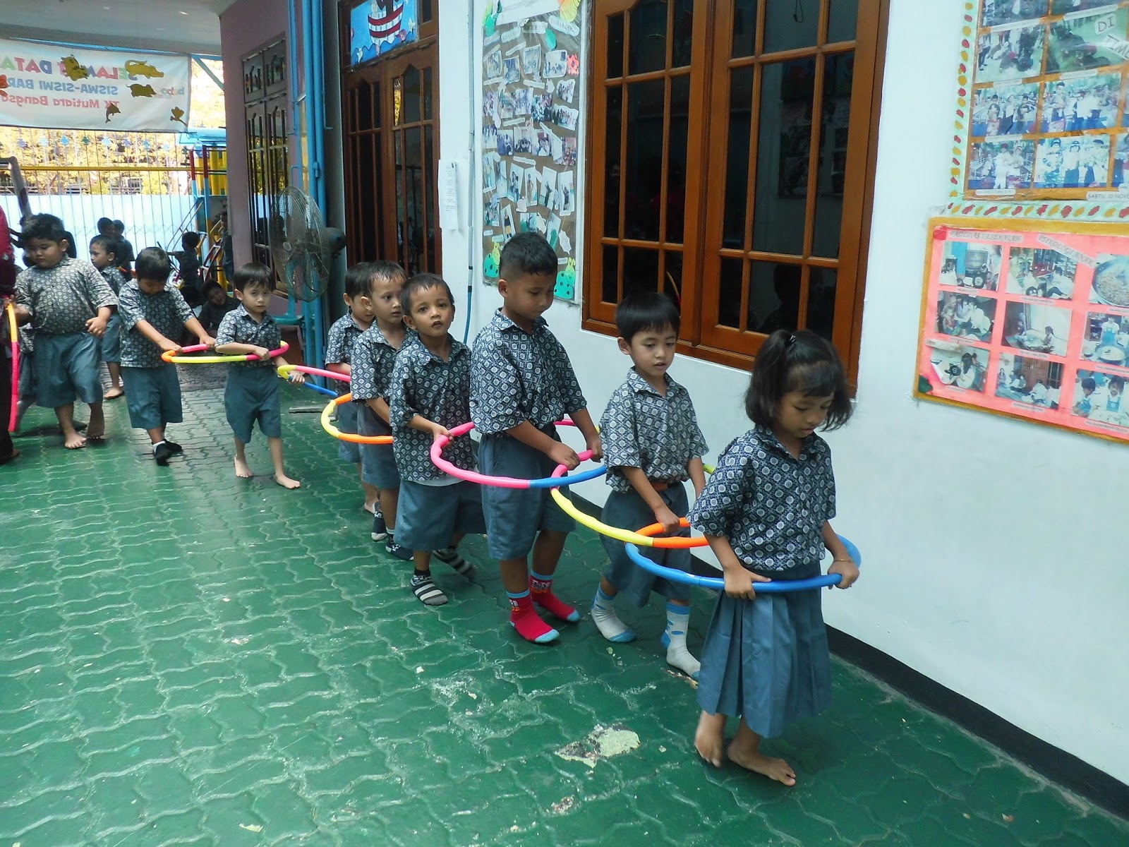 KEGIATAN PERMAINAN SIMPAI ~ KB TK MUTIARA BANGSA