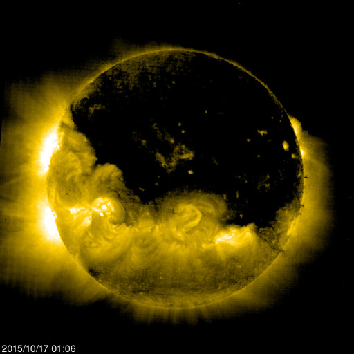 Menu: ((^-^)): GRANDE BURACO NO SOL PREOCUPA CIENTISTAS